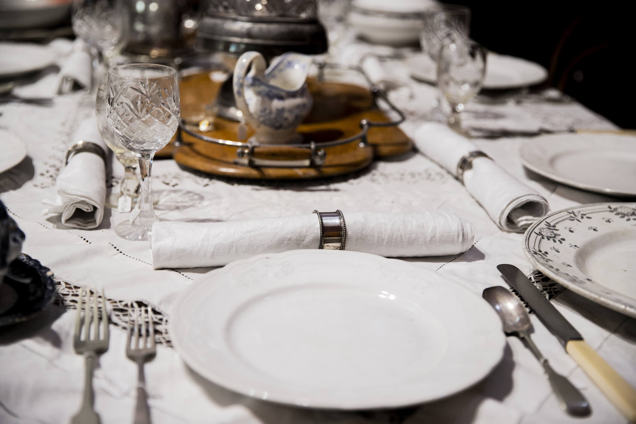 Weird Foods People Were Eating During the Victorian Era - Blossom