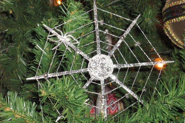 45 Unusual Holiday Traditions from Around the World: Unique ...