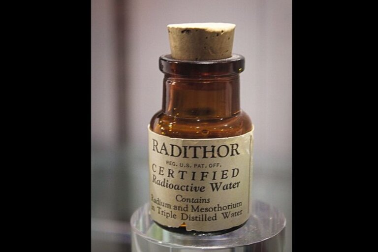 The Story Of The Radium Girls Will Shock You To Your Core