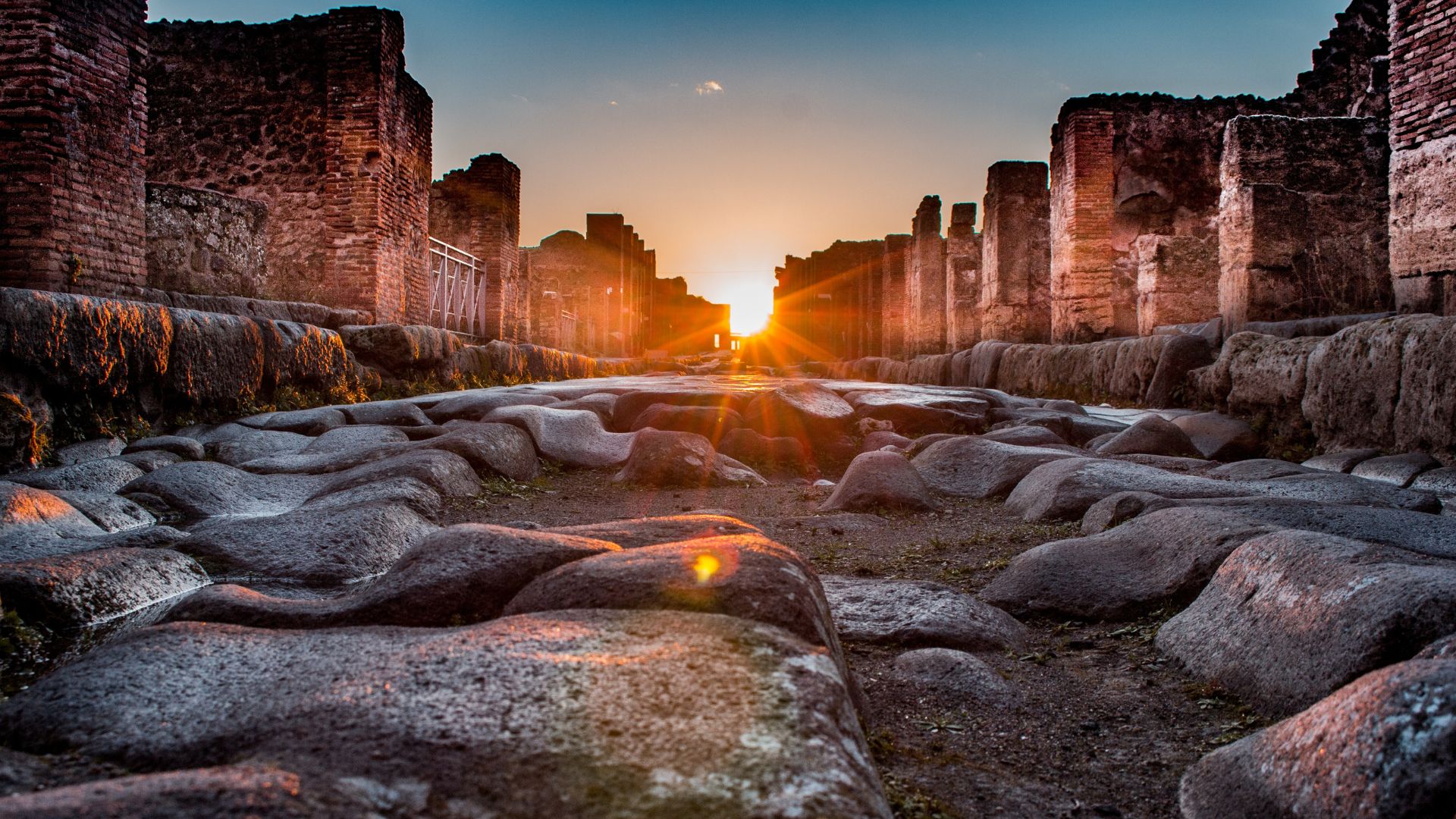 Pompeii Discovery Rewrites the Story of Roman Concrete and Its Self ...