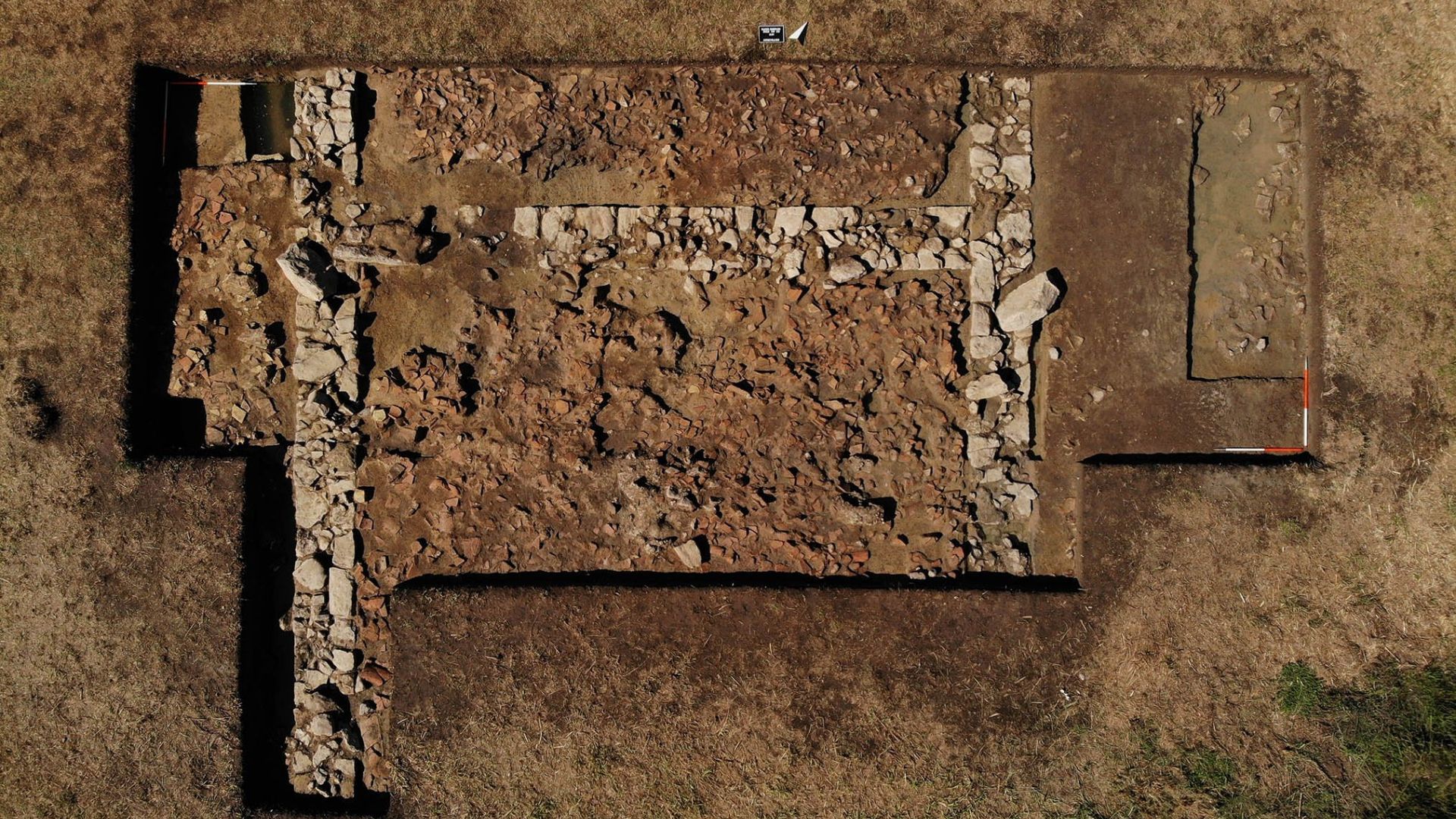 Archaeologists Uncover Temple Linked To Poseidon After Millennia - Blossom