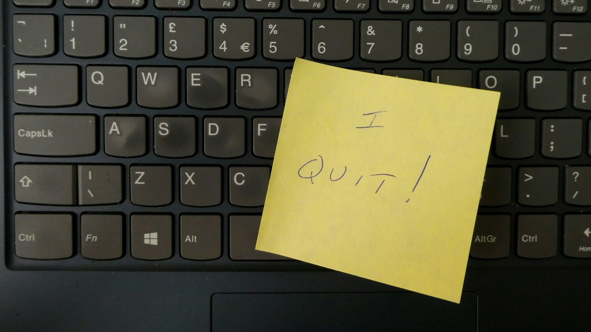 Federal Workforce Shrinks to Its Lowest Level in Over a Decade - Blossom