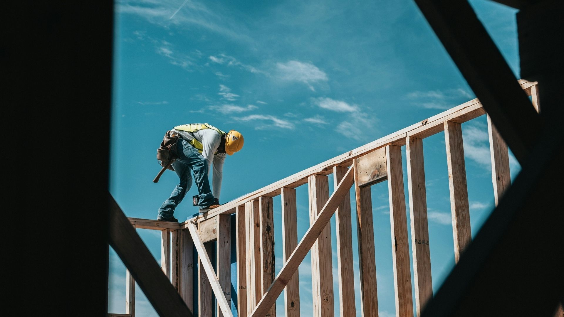 Construction Supplier Collapses as Trump’s Tariffs Trigger 14.5% Lumber ...